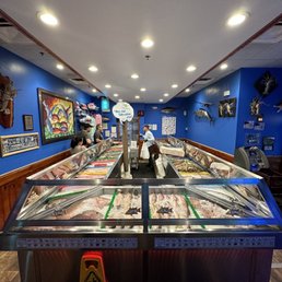 ADRIAN FISH MARKET & RESTAURANT - Updated November 2024 - 398 Photos ...