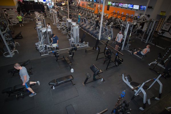 WORLD GYM - Updated January 2026 - 12 Photos & 14 Reviews - 1947 A1A S ...