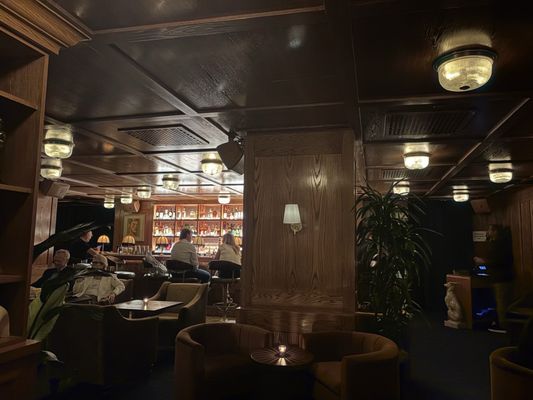 REYNOLD’S - Updated December 2025 - 22 Photos & 12 Reviews - 1337 ...