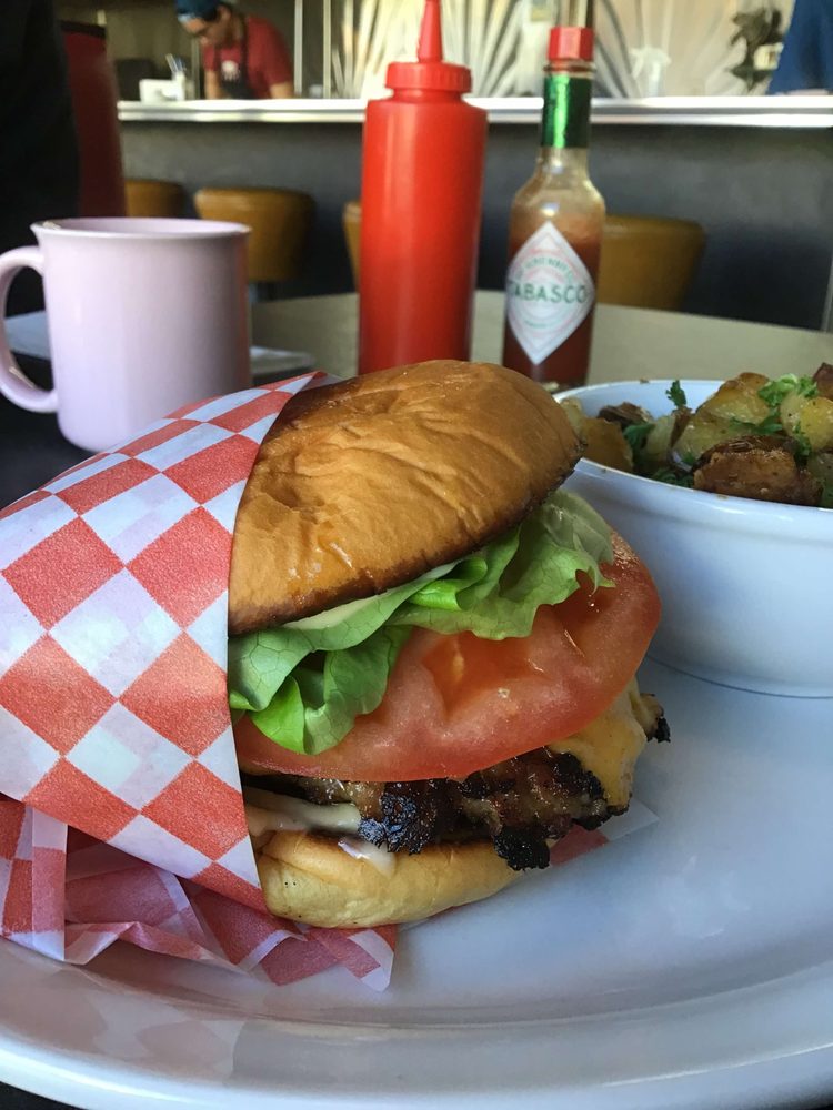 NDG LUNCHEONETTE - 6800 Fielding Avenue, Montréal, Quebec - Breakfast ...