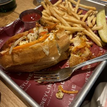 MONEYLINE PIZZA & BAR - Updated June 2024 - 1275 Photos & 968 Reviews ...