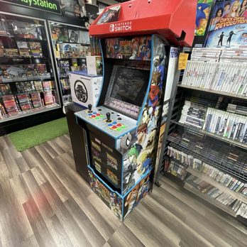 RETRO TEYOH’S VIDEO GAMES AND COLLECTIBLES - Updated December 2025 - 60 ...