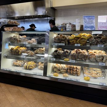 BAGEL CHALET - MERRICK - Updated January 2026 - 33 Photos & 65 Reviews ...