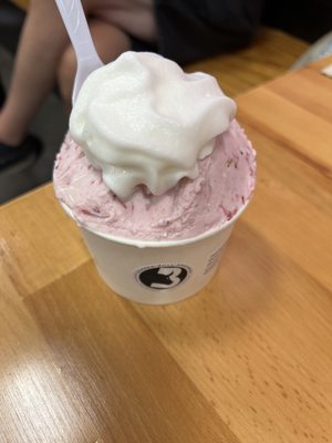 BUZZED BULL CREAMERY - PIGEON FORGE, TN - Updated July 2025 - 161 ...