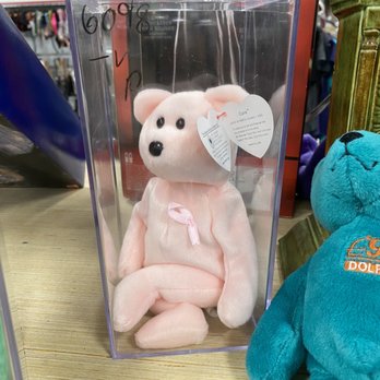 RED RACKS - Updated October 2025 - 24 Photos & 17 Reviews - 1707 W ...