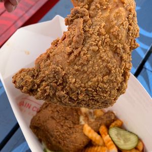 MAIN CHICK HOT CHICKEN - 298 Photos & 287 Reviews - 6614 Atlantic Ave ...