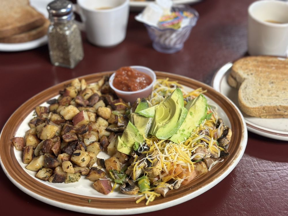 CRICKET COUNTRY KITCHEN - Updated December 2025 - 905 Photos & 1029 ...