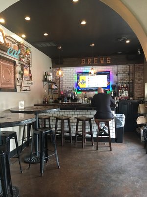 CRICKLES AND CO - 626 Photos & 488 Reviews - 4000 Cedar Springs, Dallas ...