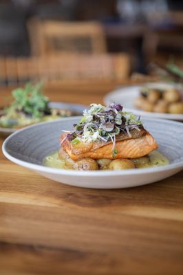 WATER’S TABLE - Updated December 2025 - 1200 Photos & 747 Reviews ...