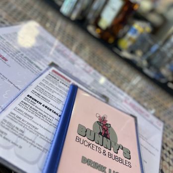 BUNNYS BUCKETS & BUBBLES - 212 Photos & 73 Reviews - 801 S Ann St, Baltimore, Maryland - Chicken ...