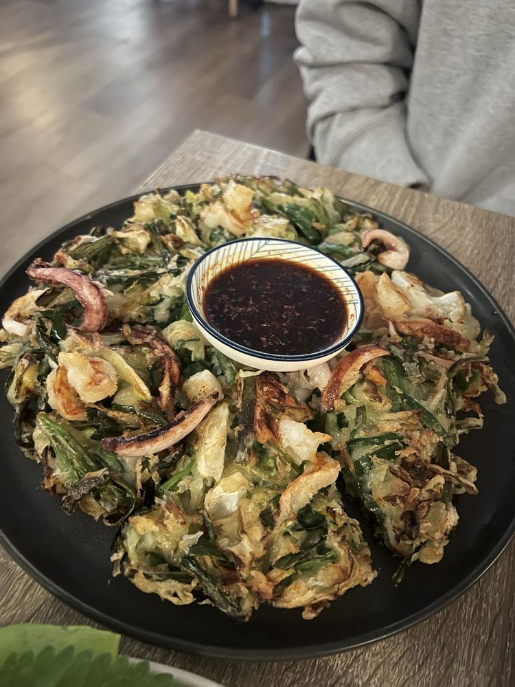 ZOOMAK KOREAN TAVERN - Updated September 2024 - 155 Photos & 45 Reviews ...