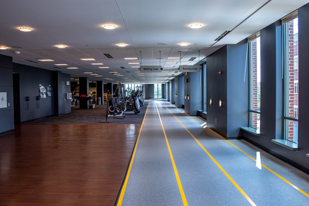 ASPIRIA FITNESS CENTER - Updated January 2026 - 18 Photos - 6400 Sprint ...