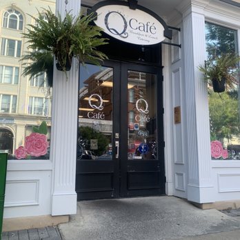 Q CAFE - Updated December 2025 - 105 Photos & 103 Reviews - 122 N Broad ...