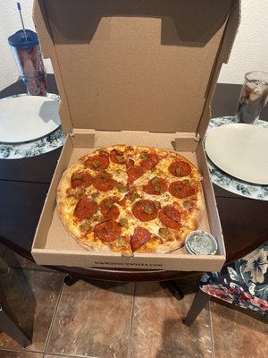 STOUT’S PIZZA - 129 Photos & 214 Reviews - 1742 N Loop 1604 E, San ...