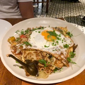 LITTLE FLOUR CAFÉ - 51 Photos & 18 Reviews - World Plaza Building, 4th ...