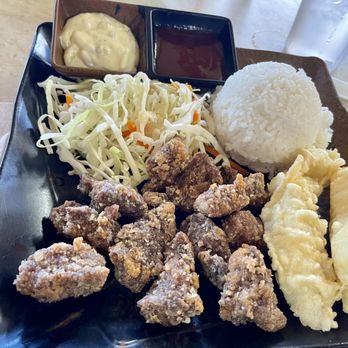 FLAMINGO RESTAURANT - Updated December 2025 - 19 Photos & 13 Reviews ...