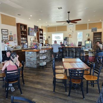 DUELING DOGS BREWING - Updated October 2025 - 325 Photos & 159 Reviews ...