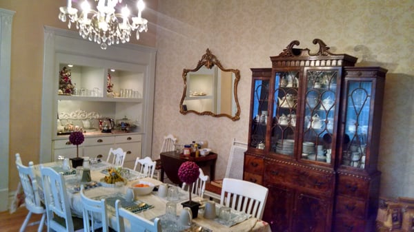 THE VICTORIAN A TEA ROOM - Updated July 2025 - 1820 E Colfax Ave ...