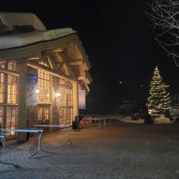 THE ROUNDHOUSE - Updated December 2025 - 137 Photos & 92 Reviews ...