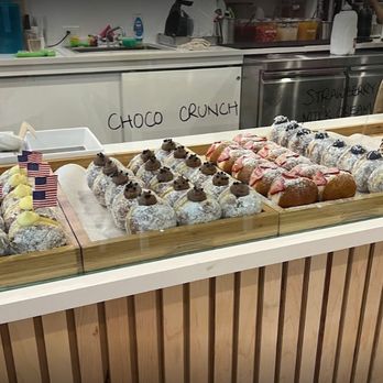 DEAR DONUTS - Updated December 2024 - 328 Photos & 121 Reviews - 570 S ...