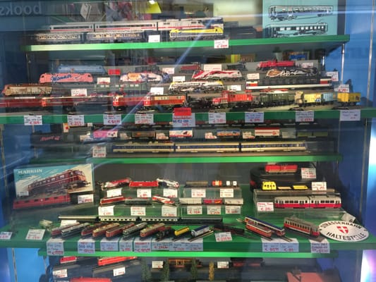 SPIELWAREN CARL HILPERT - Updated October 2025 - Schulerstr. 1-3, Wien ...