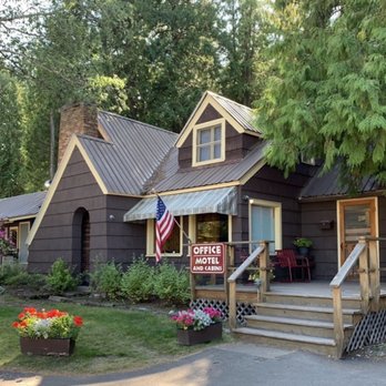 APGAR VILLAGE LODGE - Updated December 2025 - 46 Photos & 15 Reviews ...