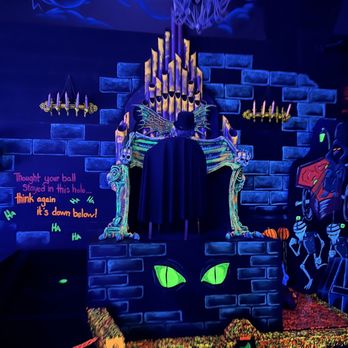 MONSTER MINI GOLF - Updated December 2025 - 68 Photos & 94 Reviews ...