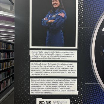 SHANNON WALKER LIBRARY - Updated October 2025 - 71 Photos & 10 Reviews ...