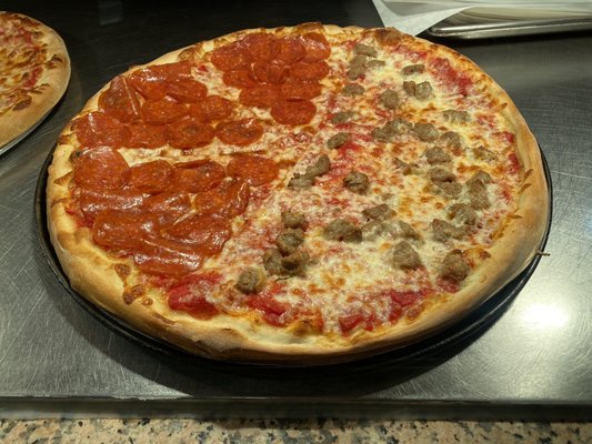 SBARRO - Updated September 2025 - 25 Photos & 18 Reviews - 333 S State ...