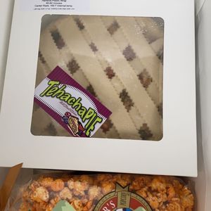 TEHACHAPIE AT MILL STREET KITCHEN - 86 Photos & 53 Reviews - 208 South ...