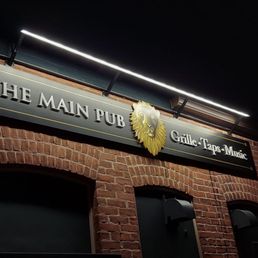 THE MAIN PUB - Updated July 2025 - 229 Photos & 319 Reviews - 306 Main ...