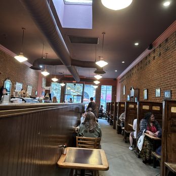 SIMPLE SIMON’S BAKERY & BISTRO - Updated January 2026 - 1425 Photos ...