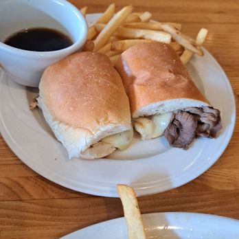 RIPS COUNTRY INN - Updated December 2025 - 338 Photos & 395 Reviews ...