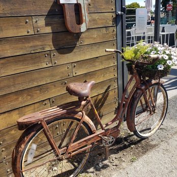 UBUNTU THE GREATEST NEIGHBORHOOD CAFÈ - Updated July 2024 - 1708 Photos ...