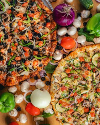 ROUND TABLE PIZZA - Updated June 2025 - 160 Photos & 55 Reviews - 15725 ...