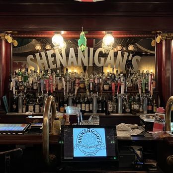SHENANIGAN’S OLD ENGLISH PUB - Updated April 2025 - 201 Photos & 213 ...