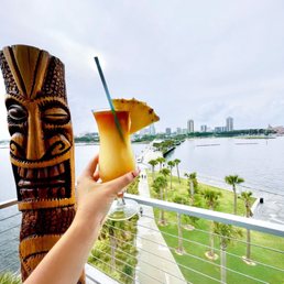 PIER TEAKI - Updated July 2025 - 599 Photos & 279 Reviews - 800 2nd Ave ...