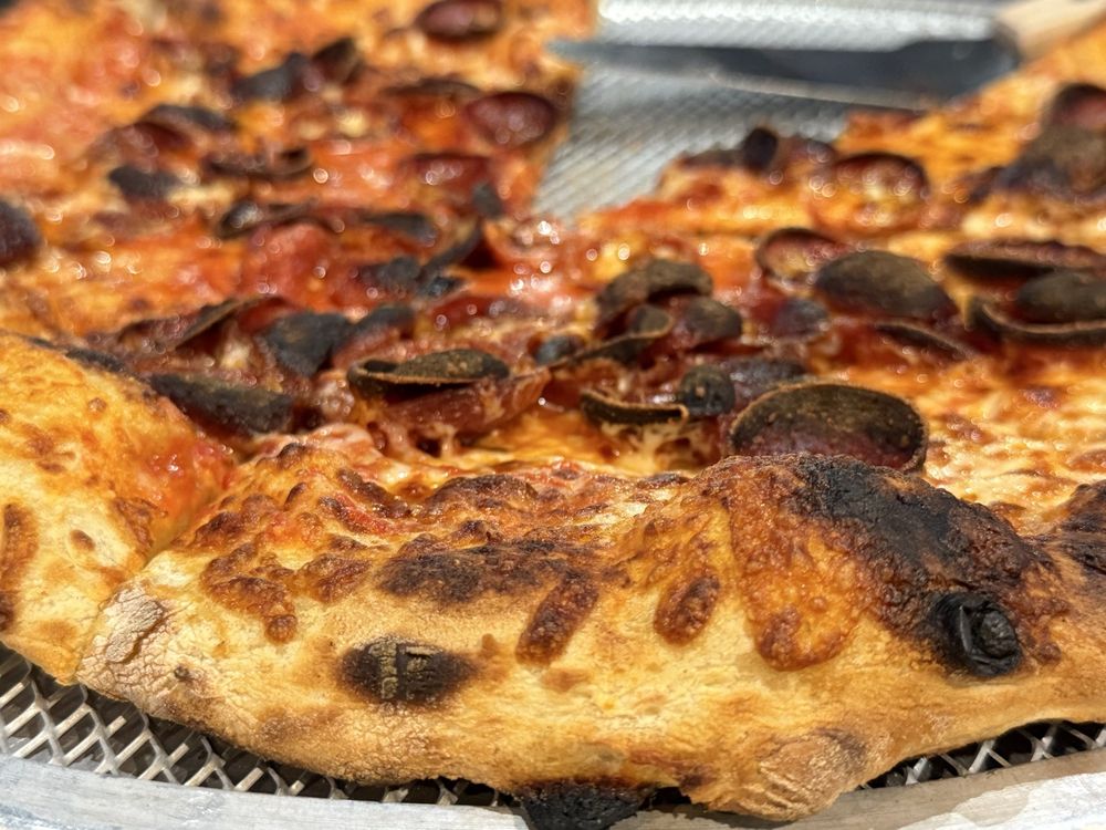 SQUARE PEG PIZZERIA - Updated December 2025 - 113 Photos & 72 Reviews ...