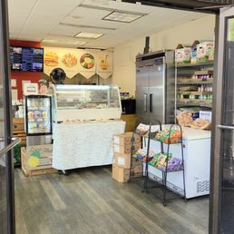HUMU DELI & JUICE - Updated December 2025 - 273 Photos & 127 Reviews ...