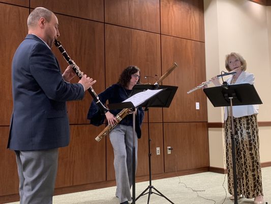 AZLE MEMORIAL LIBRARY - Updated August 2025 - 25 Photos & 10 Reviews ...