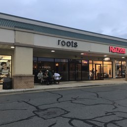 ROOTS - Updated October 2025 - 654 Photos & 492 Reviews - 3495 US Rte 1 ...