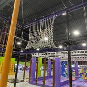 FUNZ TRAMPOLINE PARK - 83 Photos - Trampoline Parks - 1245 Dixwell Ave ...