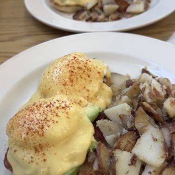 FORTIS CAFE - Updated February 2025 - 123 Photos & 85 Reviews - 3979 S ...