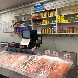 RASKIN FISH MARKET - 320 Kingston Ave, Brooklyn, New York - Seafood ...