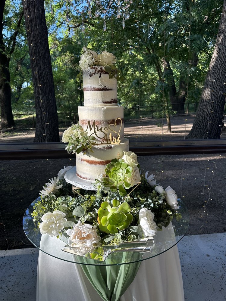 RUSTIC RANCH - Updated October 2025 - 11 Photos - 30988 Garden Ave ...