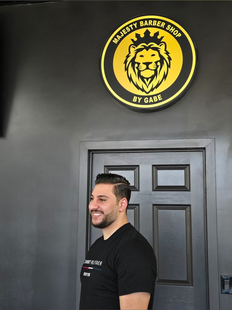 MAJESTY BARBER SHOP - Updated January 2026 - 28 Photos & 10 Reviews ...
