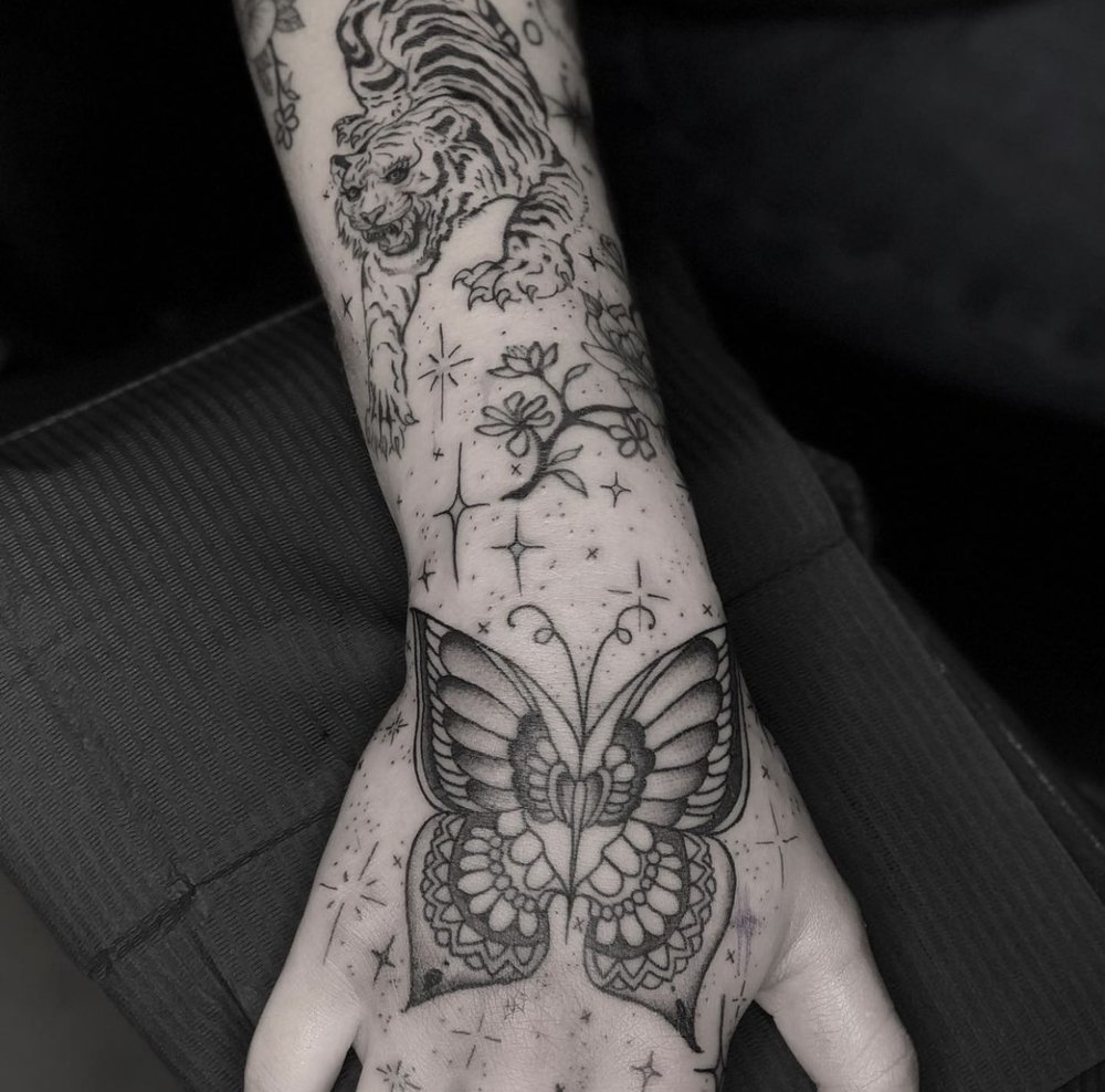 STATIC TATTOO STUDIOS - Updated May 2025 - Request an Appointment - 211 ...