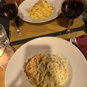 LES VIGNERONS - 21 Photos - Via Goffredo Mameli 61, Roma, Italy - Wine ...