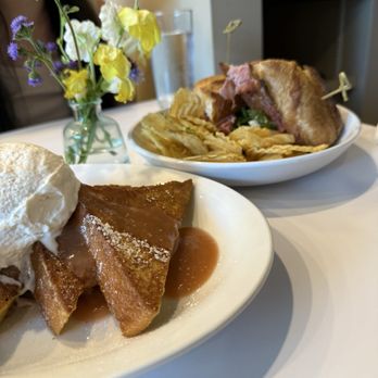 JUNEBERRY TABLE - Updated December 2025 - 293 Photos & 187 Reviews ...