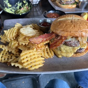 HARD COUNT KITCHEN AND COCKTAILS - 90 Photos & 87 Reviews - 1500 Rivery ...